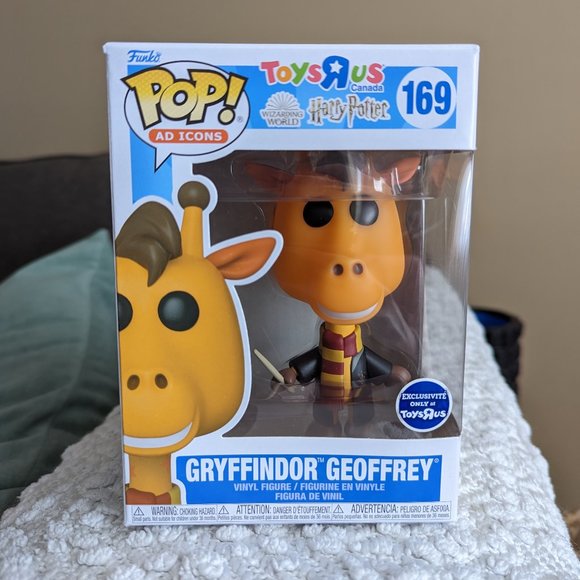 Funko | Toys | Gryffindor Geoffrey Harry Potter Toys R Us Exclusive Tru ...